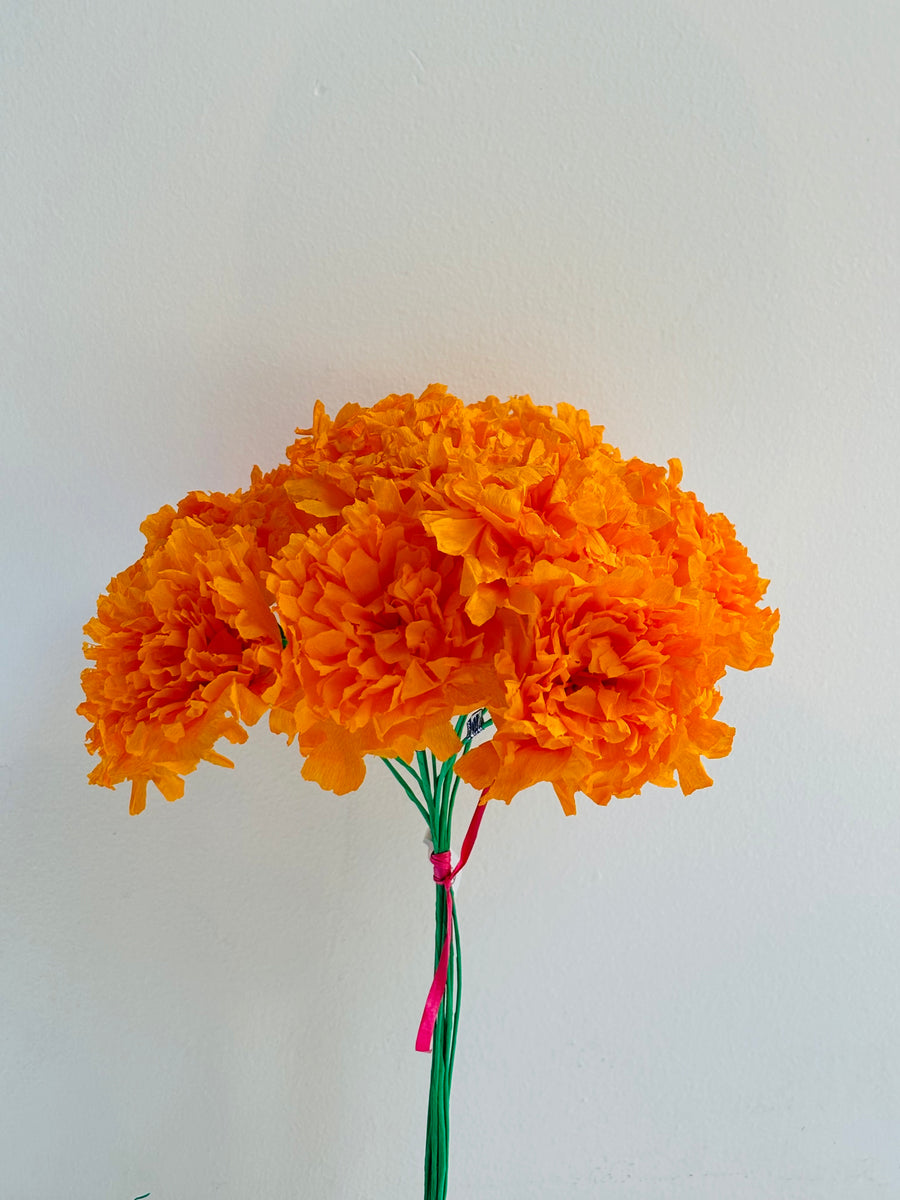 Cempasuchil flower bouquet – Colores Mexicanos: Chicago's Mexican Gift Shop