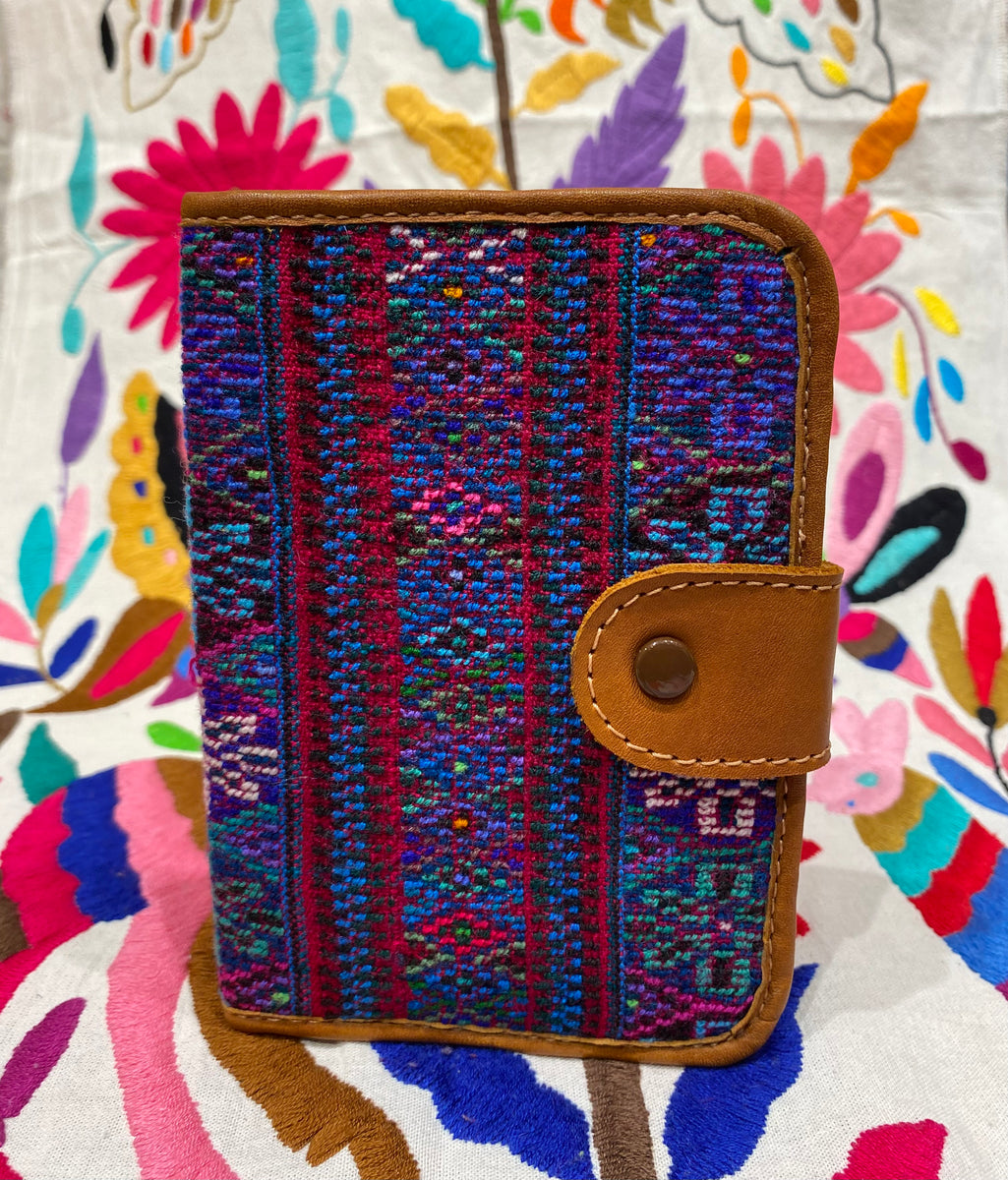 Guatemalan Passport Wallet – Colores Mexicanos: Chicago's Mexican Gift Shop